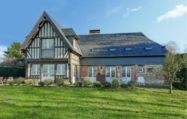 Superbe Bâtisse À Colombage - Pont-l'Évêque