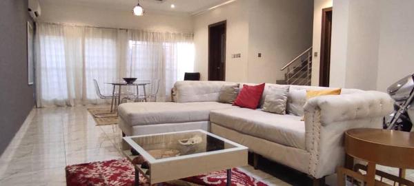 Beautiful 4 Bedroom By The Water In Lekki - Lagos