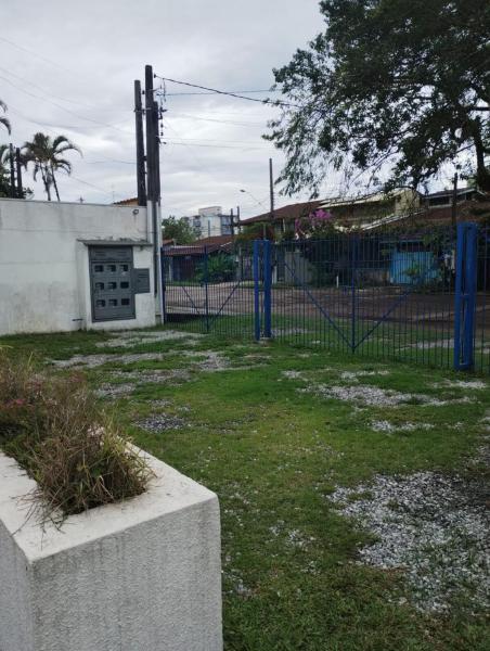 Kitnet Na Barra Da Lagoa Pertinho Da Praia - Ubatuba