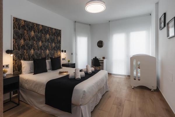 Tuanfitrion Plaza De Toros - Granada