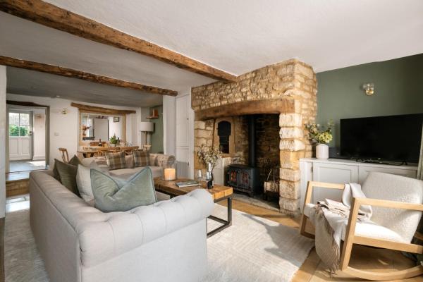 Magnolia Cottage-exclusive Cotswold Package - Moreton-in-Marsh