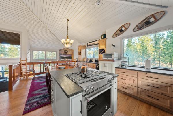 Great Kitchen, Ac, Sharc Access, Hot Tub, Bring Pet! - Oregon