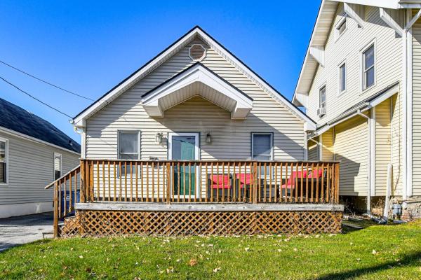 Pet-friendly Home 2 Mi To Downtown Des Moines! - Des Moines, IA