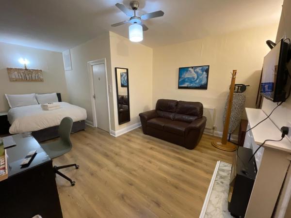 Shooters Hill Stay - Barking