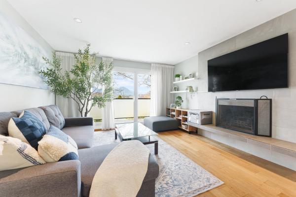Mountain View, King Bed, & Minutes From Downtown - Vancouver