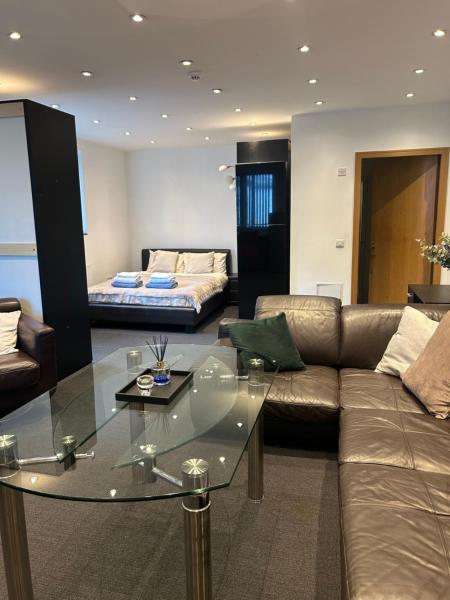 Studio Flat In Central Reading - Reading