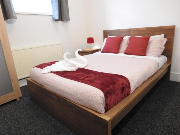 The City Haven - Cosy - Large Rooms - Central - Chingford