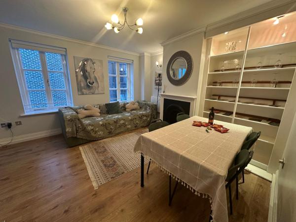 Dublin Central Spacious 2br Apt In Temple Bar - Dublin