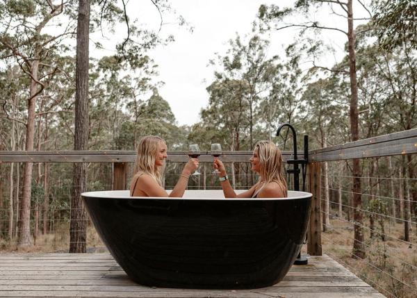 Kookaburra Ridge & Tiny Robinson - Lake Macquarie