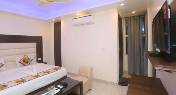 Hotel Raj Niwas - Delhi, India