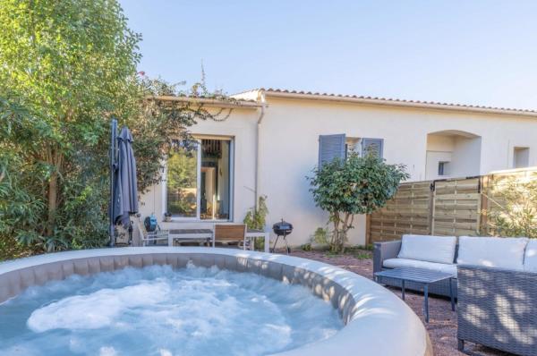 Jungle Room Avec Jacuzzi Privé - Bastelicaccia