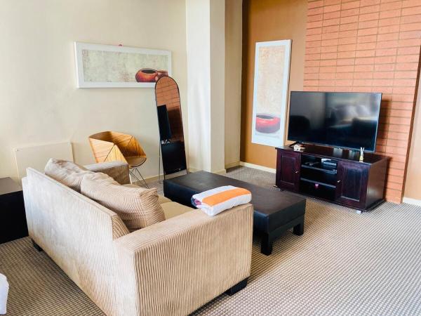 Mapungubwe Hotel Cozy Stay - Alberton