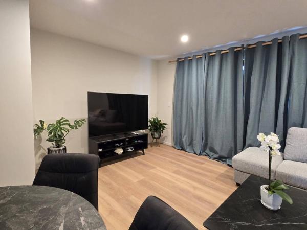 Double Bedroom In Newly Built Townhouse - Upper Hutt