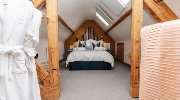 The Little House Luxury Cotswolds Stunning Views - Cirencester