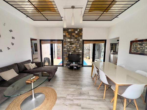 3-bedroom House In Grand Baie - Mauritius