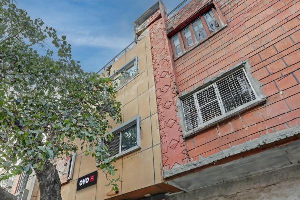 Hotel O Laveena - Moradabad