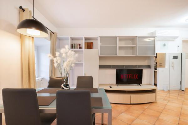 Free Parking Largo Barriera Comfort Apartment - Trieste