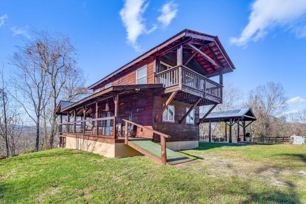 Peaceful Mountain Cabin With Views In Williamsburg - Kentucky