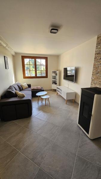 Logement Proche De L'autoroute Et De Nigloland - Aube