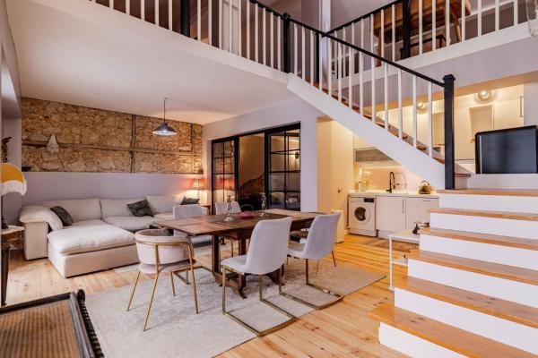 Charming 2br Townhouse In Mouraria | By Airnest - Lisboa