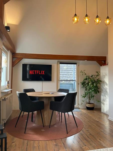 Ferienwohnung - Balkon - Netflix - Parkplatz - Kingsize-bett - Alsfeld