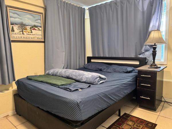 Downtown Quiet Home - Tampa, FL