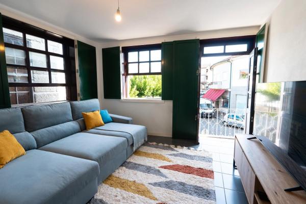 Renovated Historic House T2 - Baião