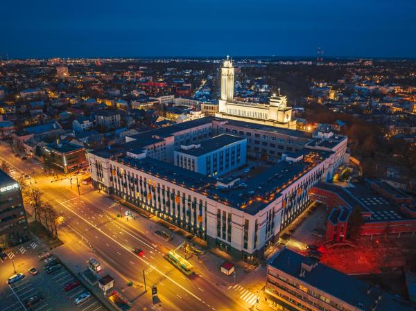 Stylish Loft In Kaunas City Center With Rooftop Terrace - Kaunas