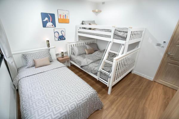 Number 31 Bangkok Family - Bang Yai