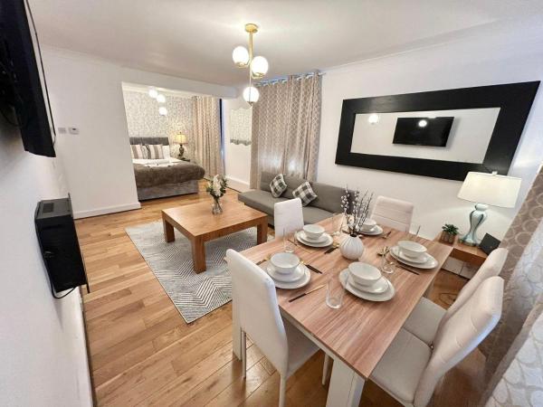 Hyde Park Pearl 3 Bedroom Apartment - Bloomsbury
