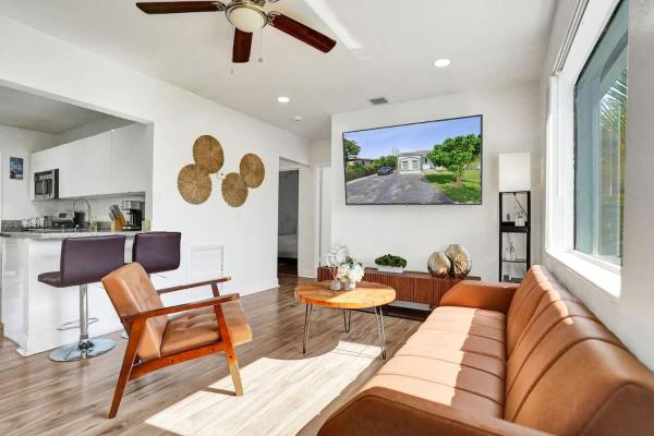 Villa Riviera Beach -4bdr Relaxing Retreat By Viac - West Palm Beach, FL