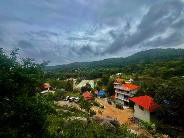 Lakshmi Flower Tech Resort - Tamil Nadu