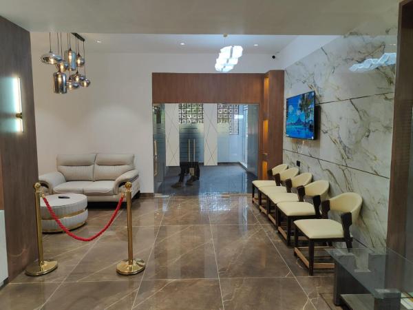 Vaishnavi Vista, 3bhk, Serviced Apartment, Solapur - Solapur