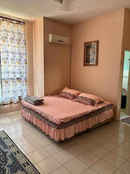 Neeta Homestay - Rawang