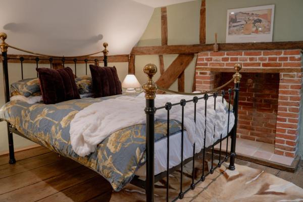 The Cotswold Luxe Cottage - Suffolk