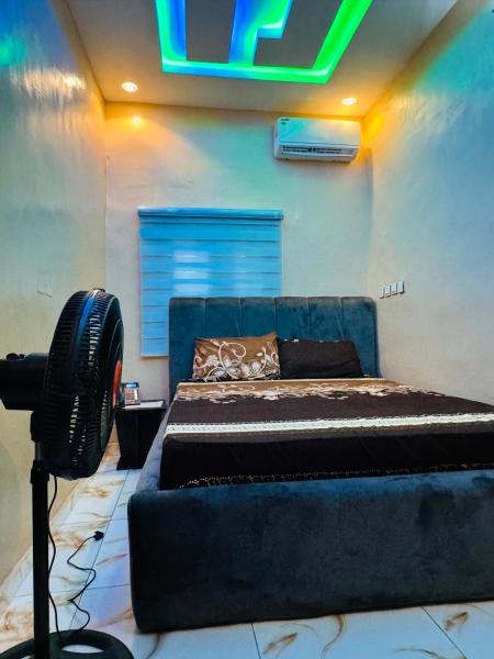 Luxe 90 Hotel And Suites - Lagos, Nigeria