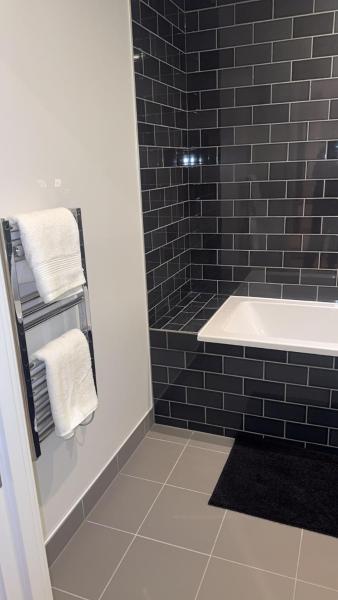 Sac Homes - Greenwich