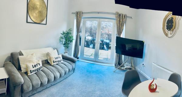 1 Br Ground Floor Apt-garden Access In Strood F2 - Chatham