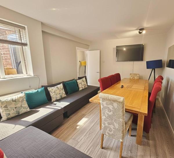 Eastcote Edge - Ruislip