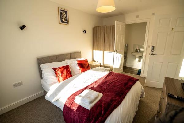 Modern Ensuite Studio With Free Parking - Shropshire