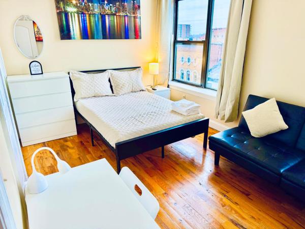 Modern Luxury Executive Room With Nyc Fast Access - Paterson, NJ