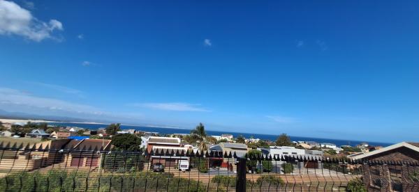 Wayne's Place - Jeffreys Bay