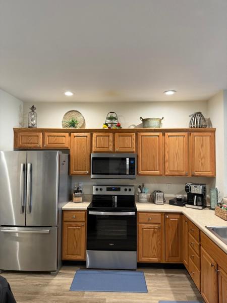 Comfy Casual 2 Bed 2 Bath Condo - Champaign, IL