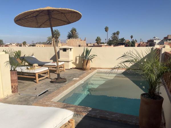 Riad Al Muhandiz With Duplex Suites And Rooftop Pool Near Jemaa El Fna - Marrakech