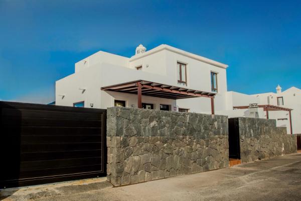 Tania Luxury Home - Playa Blanca, Espagne