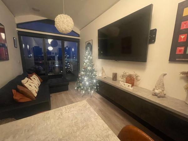 Coney View , Porthcawl - Kenfig Pool