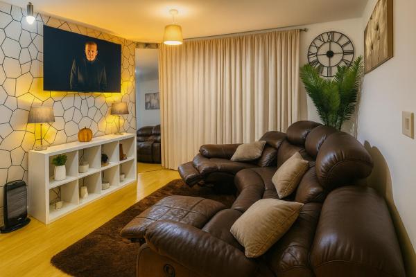 Landvue Stays Modern 2 Bed 2 Bath Apartment With Free Allocated Parking - Coventry