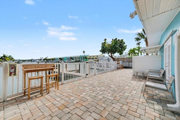 Watefront King Boat Dock & Pets Ok Walk 2 Beach - Clearwater, FL