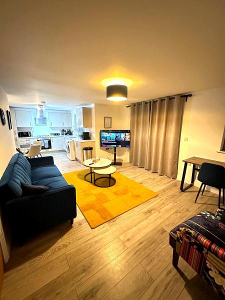 Urban Stay 5 Guests Free Parking - Woking