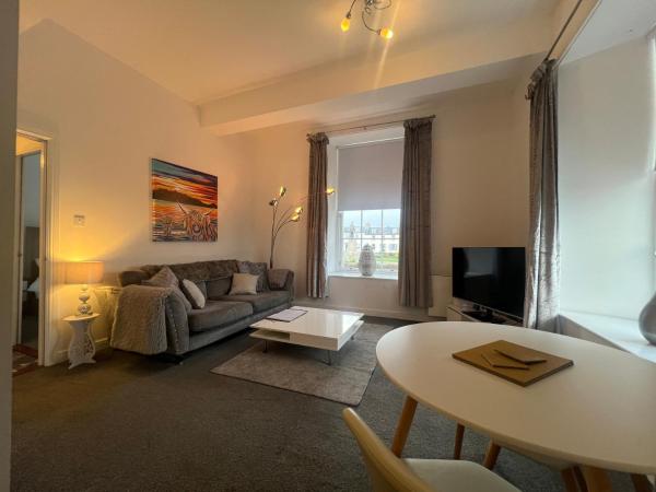 Ayr Cozy Corner Apartment - Dumfries and Galloway